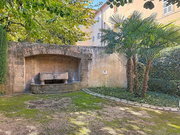 Centre Ville, Aix-en-Provence - Appartement 2 pièces à louer