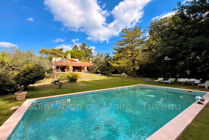Maison 5 pièces à vendre - Simiane-Collongue