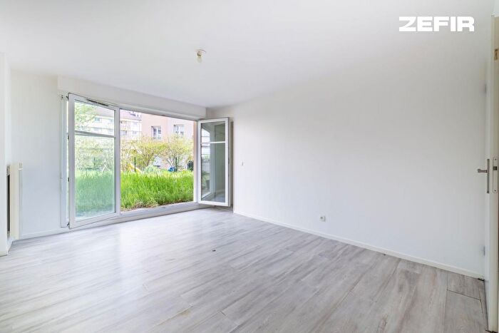 Mantes-la-Jolie, Gassicourt : Appartement 1 pièce à vendre